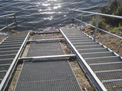 Rechte steektrap of rechte buitentrap - Inox-Metaal-Interieur